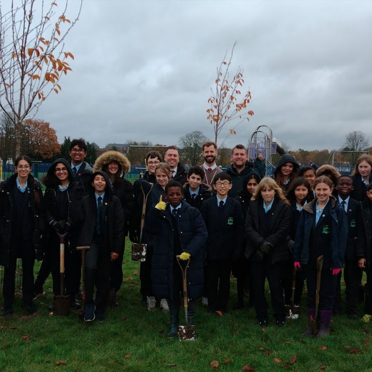 The Willow Learning Trust - Bulb Planting in Sutton Common Park: Monday ...